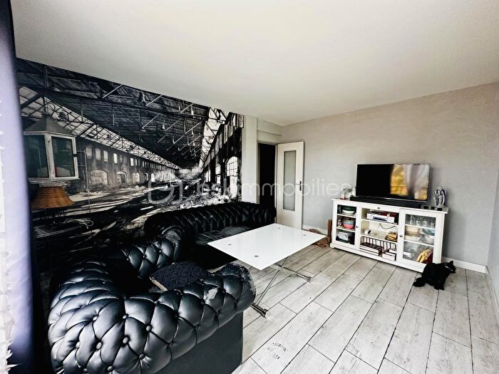 Appartement à vendre - Chilly-Mazarin, Centre-ville - 4 pièces - 3 chambres