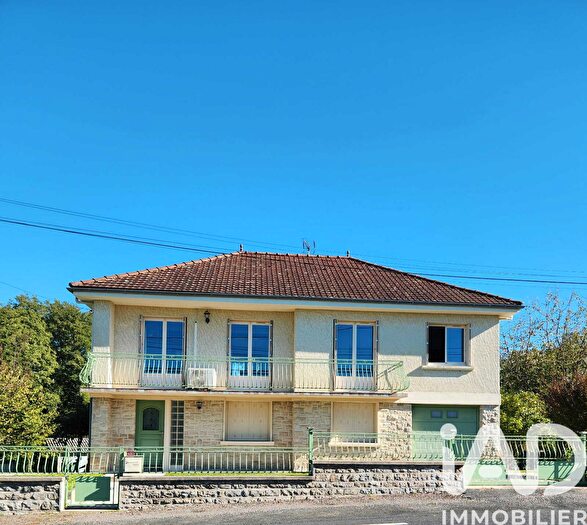 Maison à vendre - Favars - 6 pièces - 5 chambres