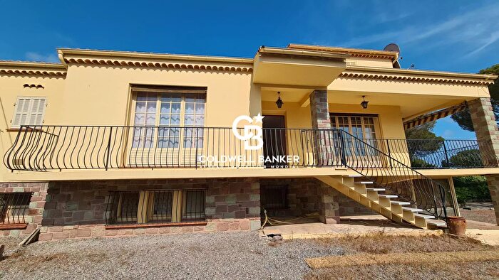 Maison à vendre - Saint-Raphaël, Boulouris - 6 pièces - 3 chambres