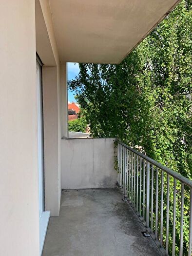 Appartement à louer - Fauconnet, Dijon - 1 pièce