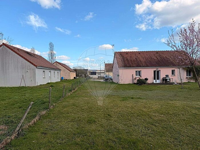 Maison à vendre - Sichamps - 4 pièces - 3 chambres