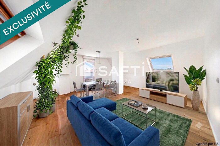 Saint-Louis, Centre-ville : Appartement 5 pièces à vendre