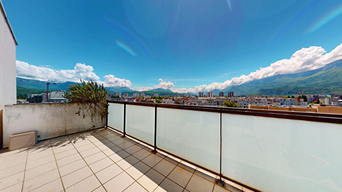 Appartement 3 pièces à vendre - Grenoble, Village Olympique