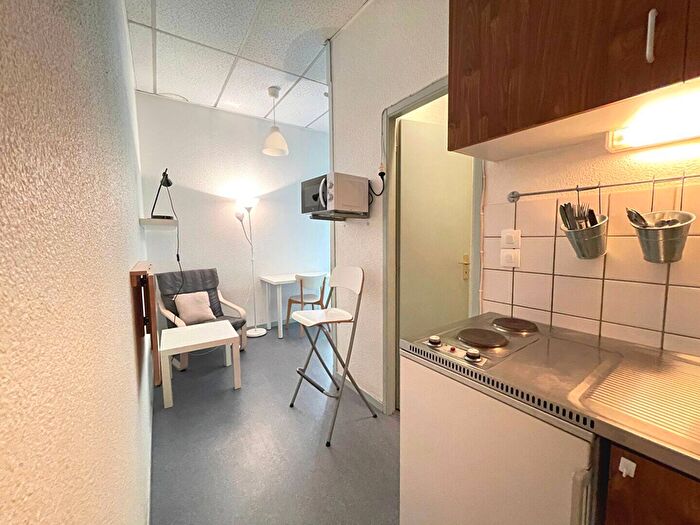 Appartement à louer - Léopold-Ville Vieille, Nancy - 1 pièce