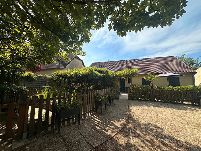 Maison 5 pièces à vendre à Les Clérimois