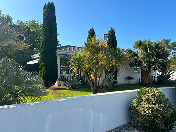 Maison à vendre - Andernos-les-Bains, Betey, La Chapelle Forestière, Bruyères - 4 pièces - 3 chambres