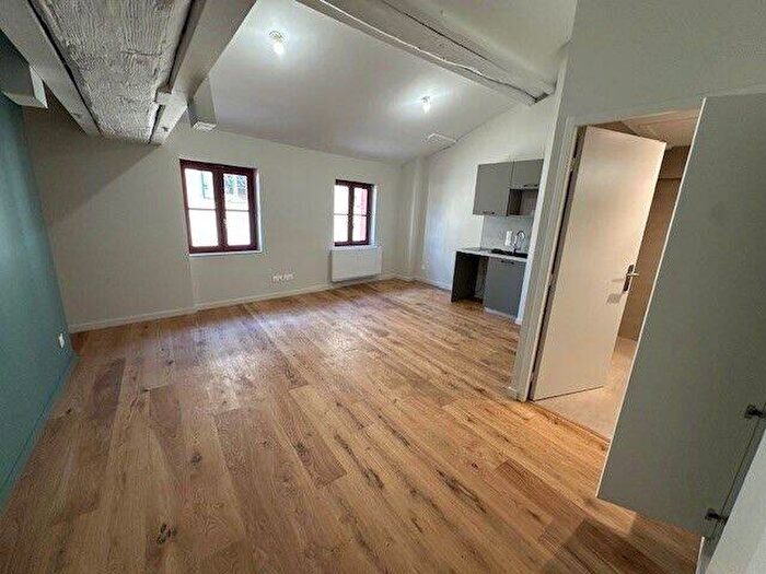 Appartement à louer - Charbonnières-les-Bains - 1 pièce