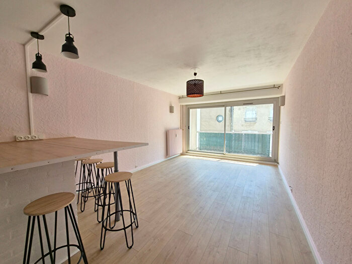 Appartement 2 pièces à louer - Orléans, Saint-Vincent, Pasteur