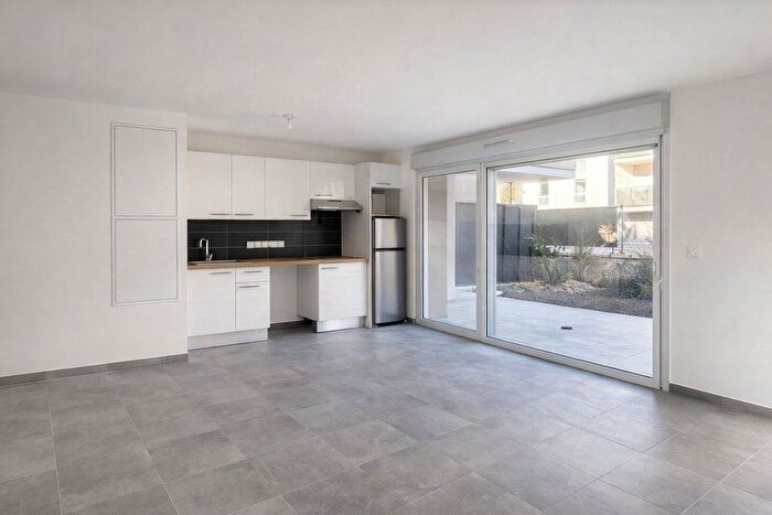 Appartement à louer - Scionzier - 3 pièces - 2 chambres