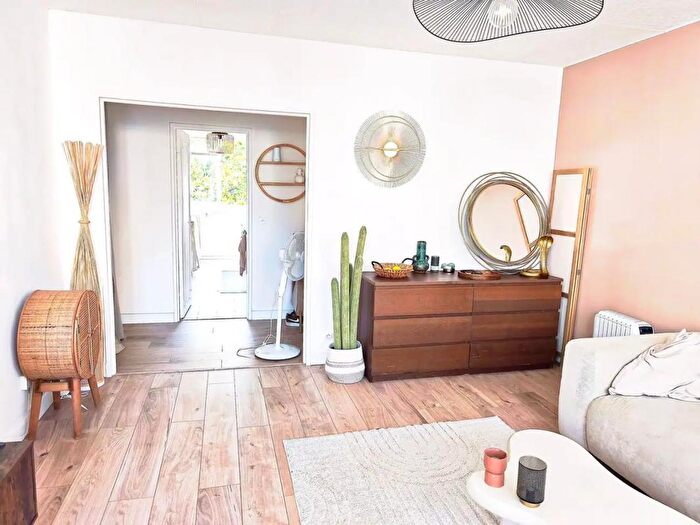 Le Plessis-Trévise, Val Roger - Appartement 3 pièces à louer