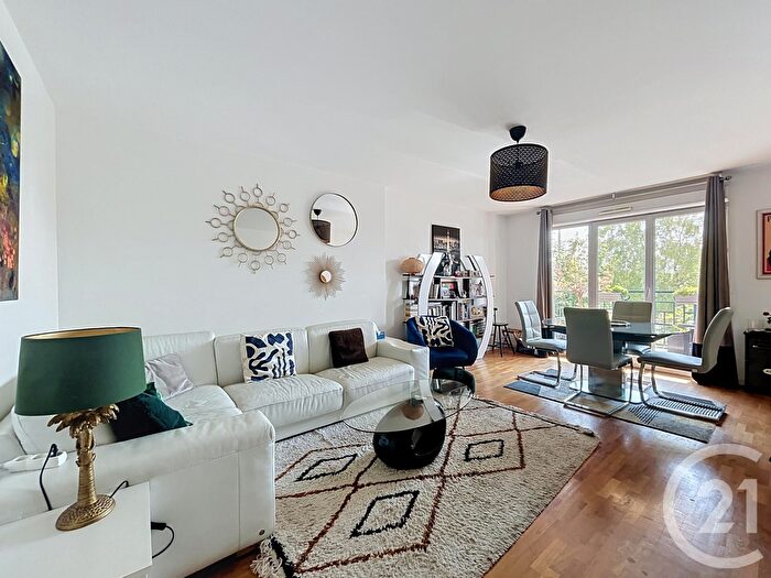 Appartement 4 pièces à vendre - Chatou, Ouest