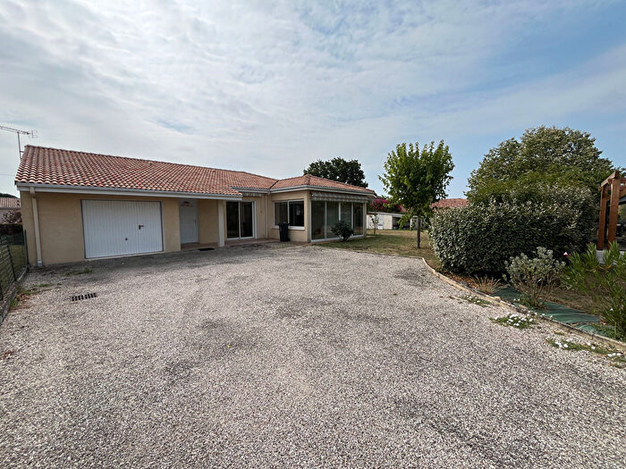 Villeneuve-sur-Lot, Eysses : Maison 4 pièces à louer