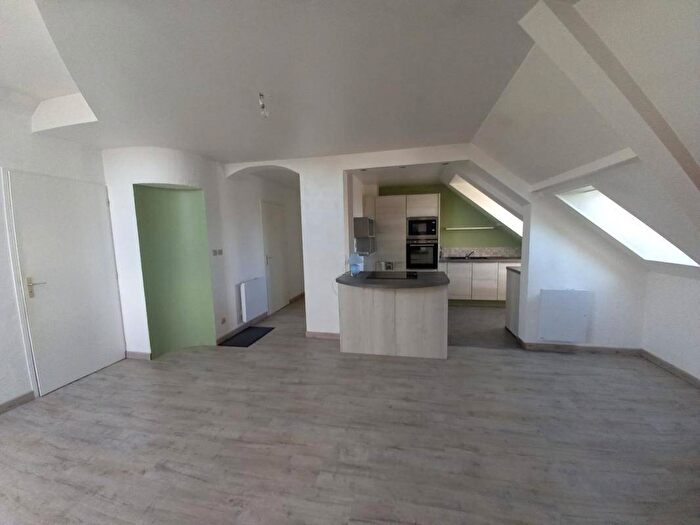 Palente, Orchamps, La Combe Saragosse, Besançon - Appartement 3 pièces à louer