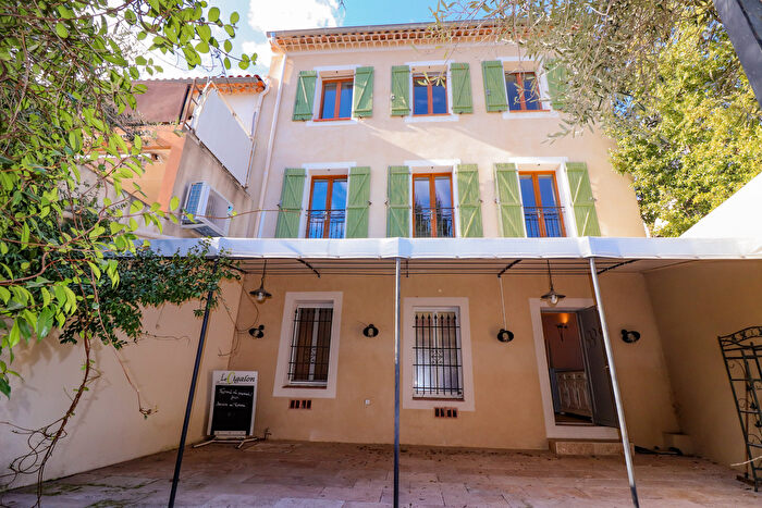 Maison à vendre - Flayosc - 7 pièces - 3 chambres