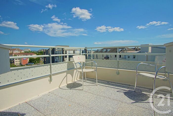 Appartement 4 pièces à louer - Créteil, La Source