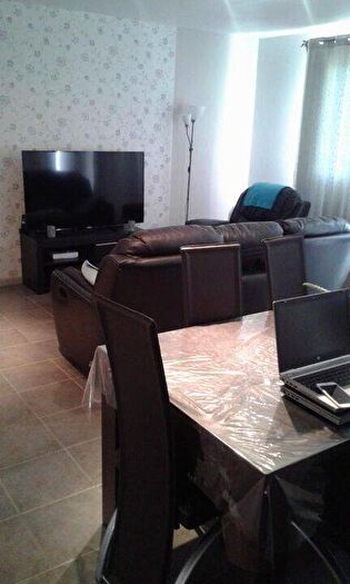 Appartement à louer - Bois de Marche-Marais, Le Mée-sur-Seine - 4 pièces - 3 chambres