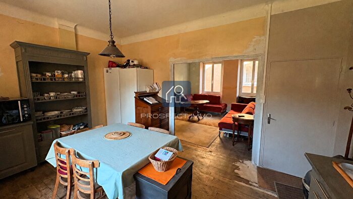 Maison 4 pièces à vendre à Saint-Geniez-d'Olt