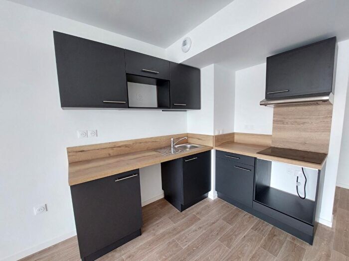 Appartement 4 pièces à louer à Poitiers, Trois Cités