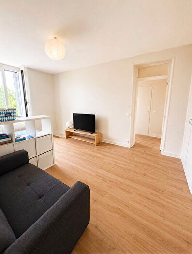 Arsonval, Brive-la-Gaillarde : Appartement 1 pièce à louer