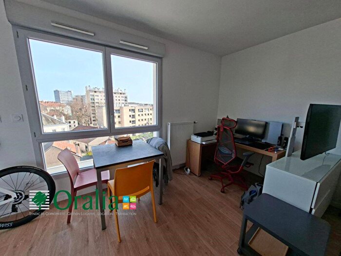 Appartement à louer - Clemenceau, Dijon - 1 pièce