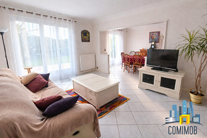 Maison à vendre - Éragny, Challe - 4 pièces - 2 chambres