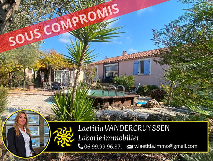 Maison à vendre - Roubia - 5 pièces - 3 chambres