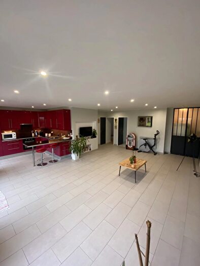 Appartement à vendre - Jouars-Pontchartrain - 4 pièces - 2 chambres