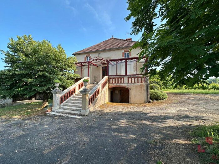 Maison à vendre - Puy-lévêque - 7 pièces - 5 chambres