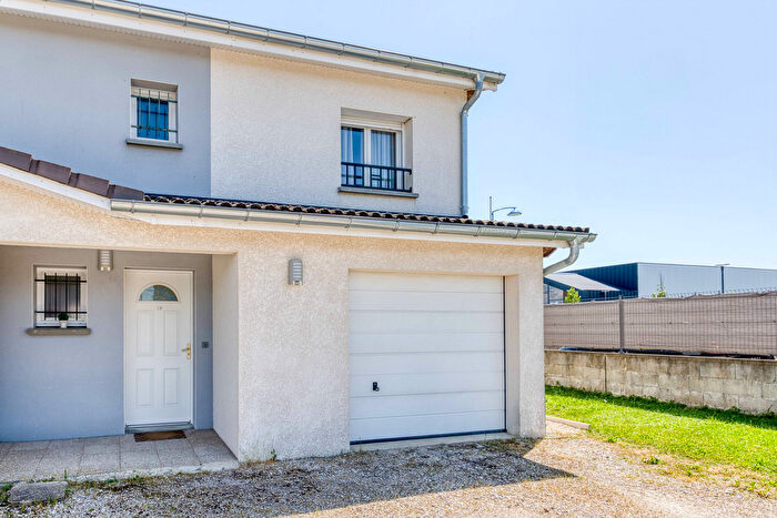 Maison 5 pièces à Saint-Denis-lès-Bourg, à vendre