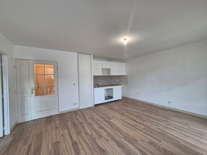 Appartement à louer - Ponthierry, Saint-Fargeau-Ponthierry - 2 pièces - 1 chambre