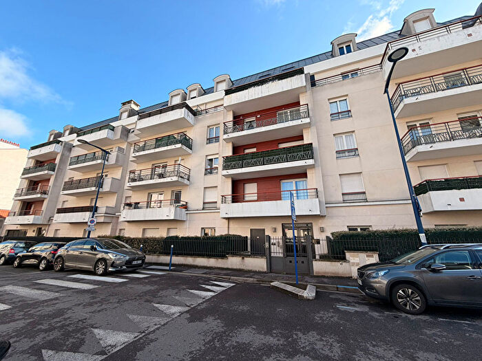 Appartement à vendre - Drancy, Le Petit Drancy - 1 pièce