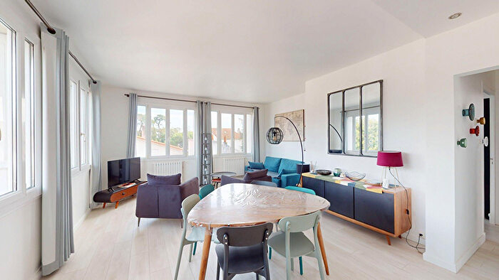 Appartement à vendre - Royan, Pontaillac - 2 pièces - 1 chambre