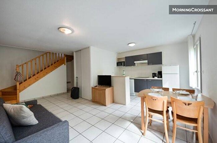 Appartement à louer - Lissieu - 3 pièces - 2 chambres