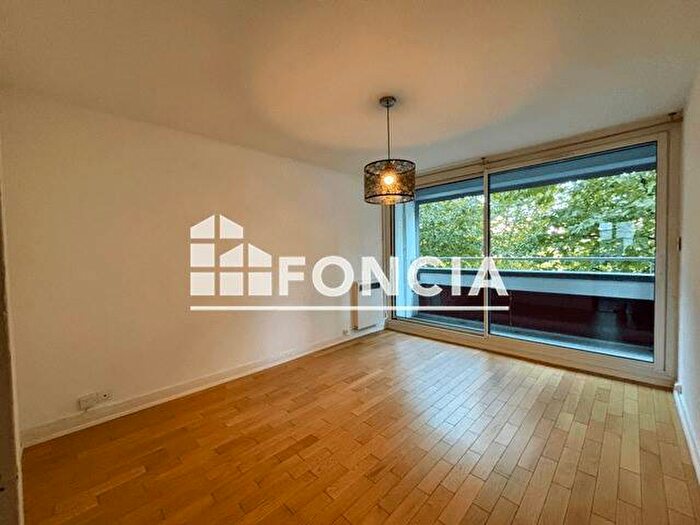 Appartement à louer - Les Roches, Chamalières - 3 pièces - 2 chambres