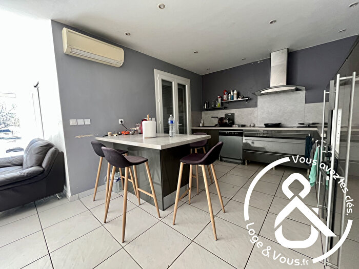 Maison à vendre - Saïx - 6 pièces - 4 chambres