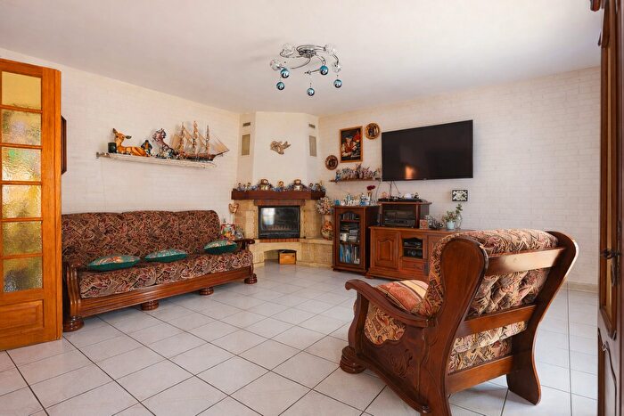 Maison à vendre - Parempuyre - 6 pièces - 4 chambres