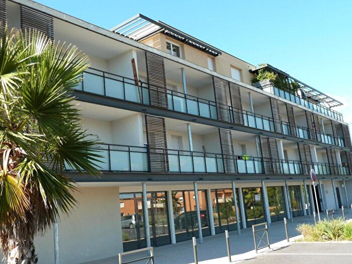 Appartement à louer - Croix de Poumeyrac, Béziers - 2 pièces - 1 chambre