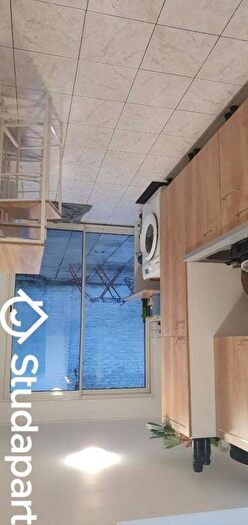 Appartement à louer - Berckem-Kleber-Saint Charles, La Madeleine - 1 pièce - 4 chambres