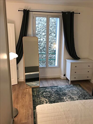Appartement à louer - Corbeil-Essonnes, Tarterêts - 2 pièces - 1 chambre