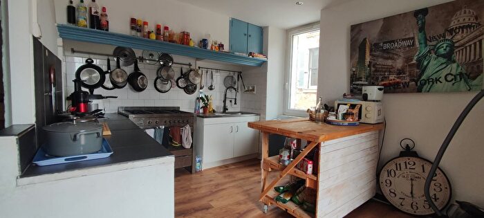 Maison à vendre - Camps-la-Source - 4 pièces - 3 chambres