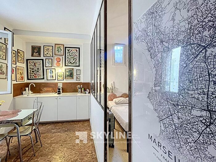 Appartement à vendre - Marseille e , Hôtel de ville - 1 pièce - 1 chambre
