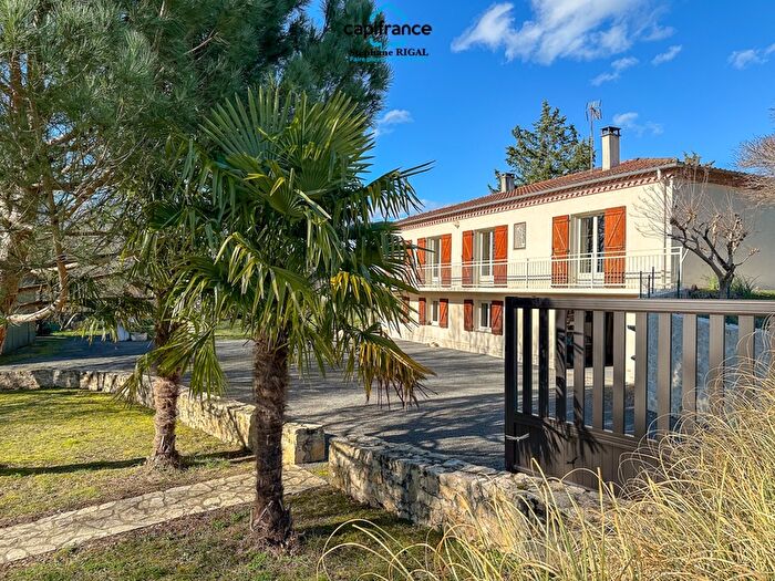 Maison à vendre - Montayral - 8 pièces - 5 chambres