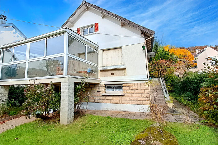 Maison à vendre - Saint-Rémy-lès-Chevreuse - 6 pièces - 3 chambres