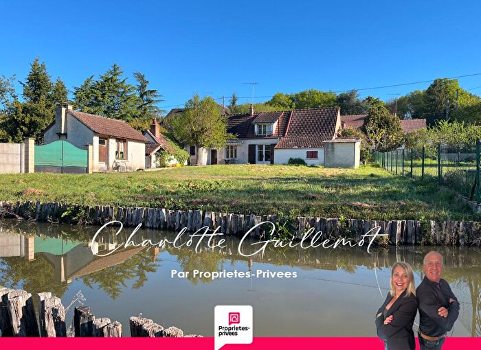 Châtres-sur-Cher : Maison 4 pièces à vendre