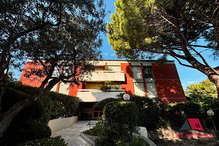 Appartement à vendre - Marseille e , Sainte-Anne - 1 pièce