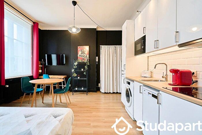 Appartement 1 pièce à Edouard Vaillant-Vauban-Barbieux, Roubaix, à louer