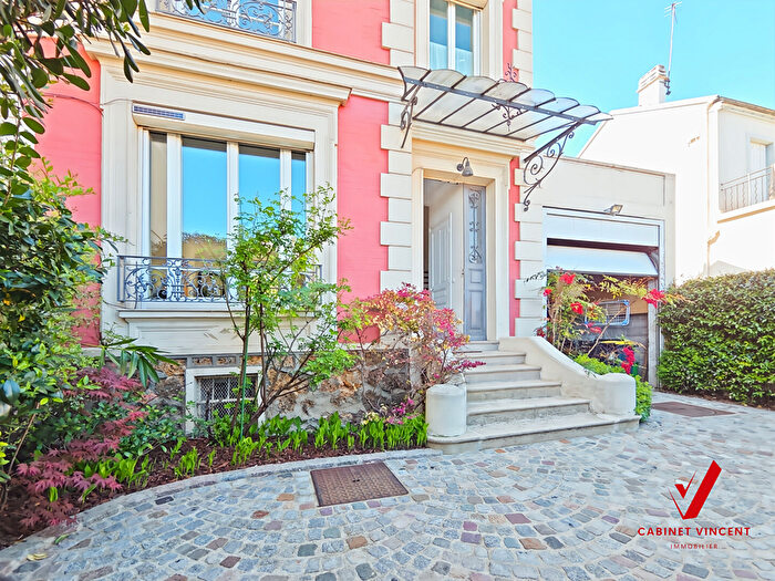 Colombes, Les Vallées - Maison 7 pièces à vendre