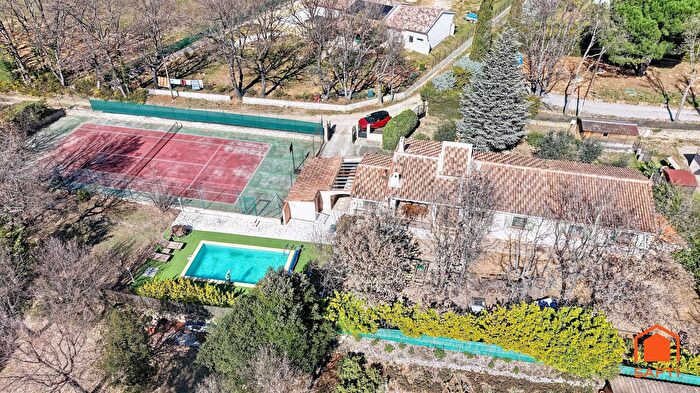 Maison à vendre - Régusse - 6 pièces - 3 chambres