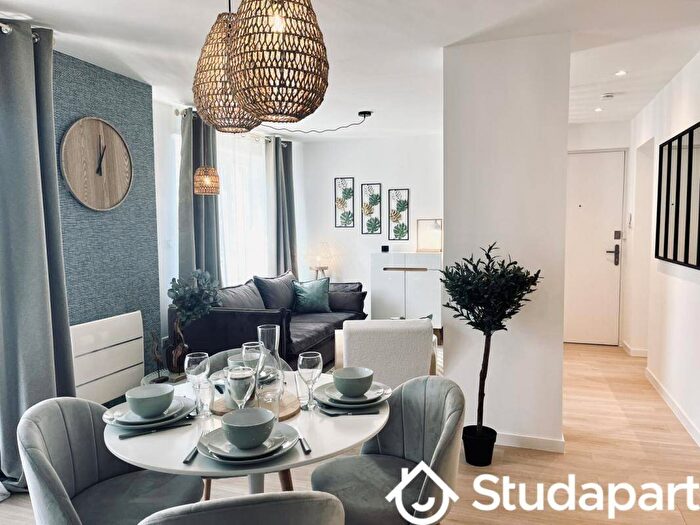 Appartement à louer - Neudorf Sud Centre, Strasbourg - 1 pièce - 1 chambre