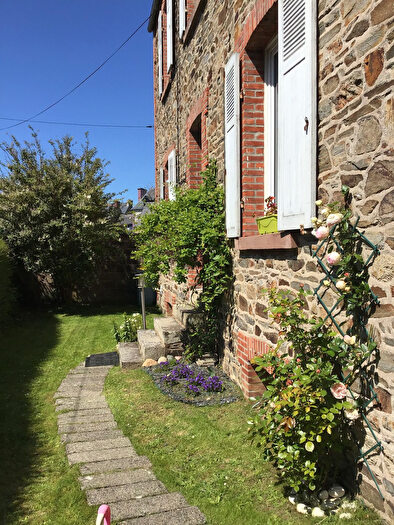 Lannion, Centre-ville : Maison 4 pièces à vendre